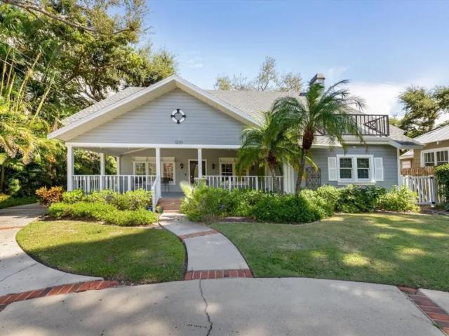 4 bedroom, Sarasota FL 34239 102588043