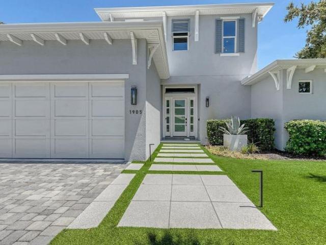 4 bedroom, Sarasota FL 34239 LS102395466