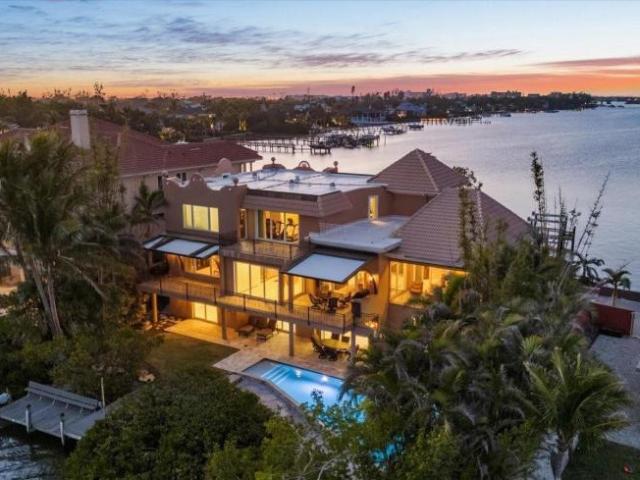 4 bedroom, Sarasota FL 34242 LS101340119