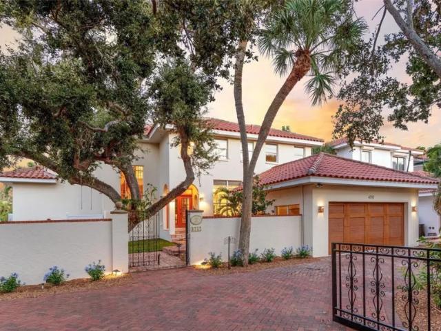 4 bedroom, Sarasota FL 34242 LS102395470