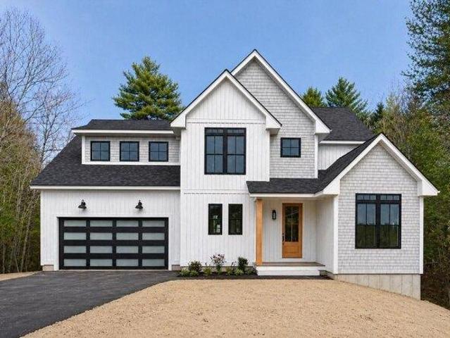 4 bedroom, Scarborough ME 04074 LS102156235