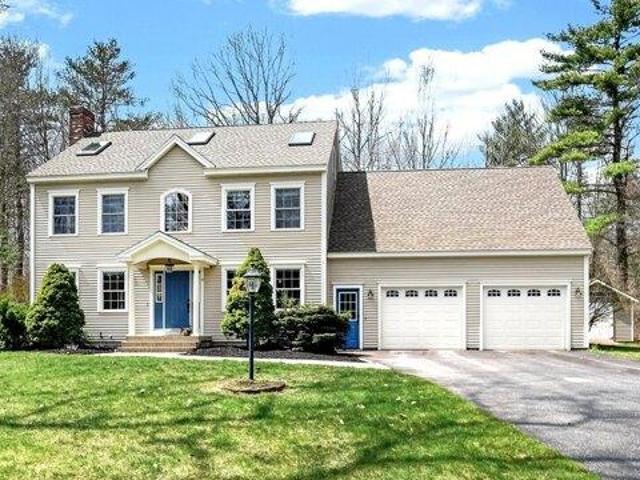 4 bedroom, Scarborough ME 04074 LS102213074