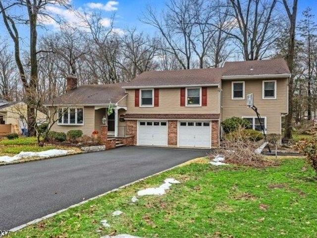 4 bedroom, Scotch Plains NJ 07076 101999478