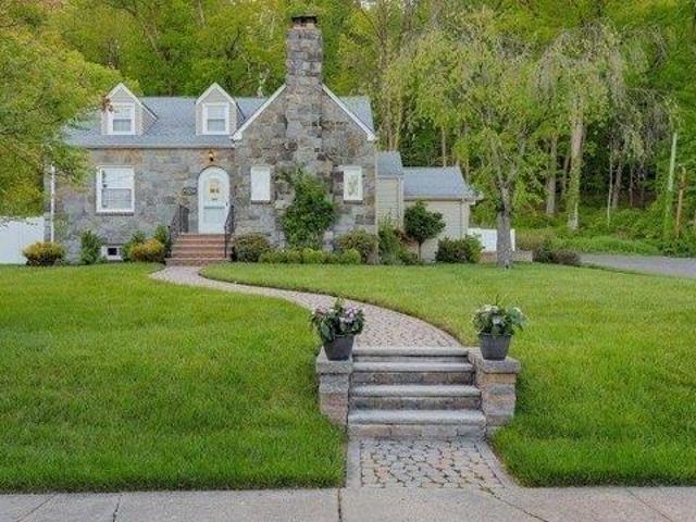 4 bedroom, Scotch Plains NJ 07076 103188757