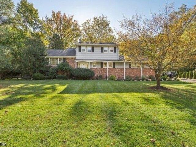 4 bedroom, Scotch Plains NJ 07076 104441446