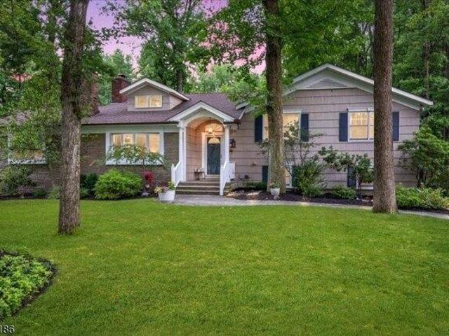 4 bedroom, Scotch Plains NJ 07076 104609154