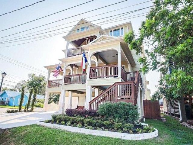 4 bedroom, Seabrook TX 77586 94165713