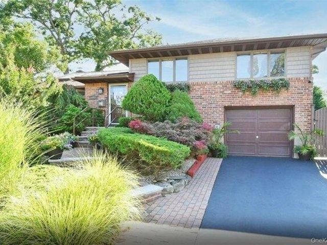 4 bedroom, Seaford NY 11783 104904084