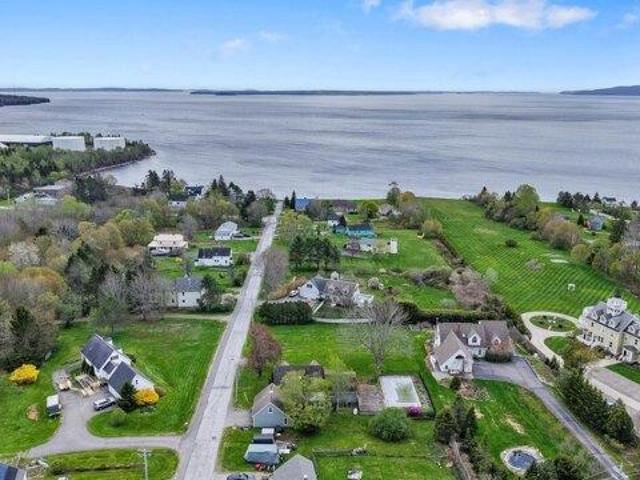 4 bedroom, Searsport ME 04974 LS102828527