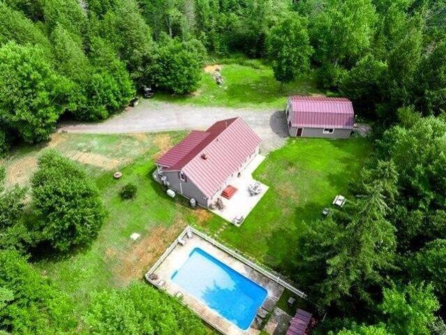 4 bedroom, Searsport ME 04974 104116049