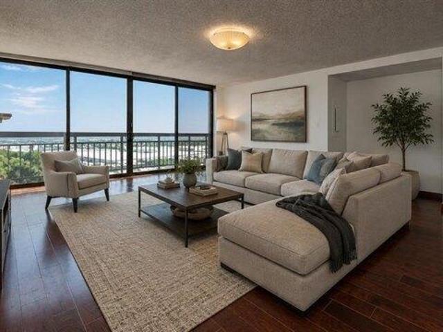 4 bedroom, Secaucus NJ 07094 105176400
