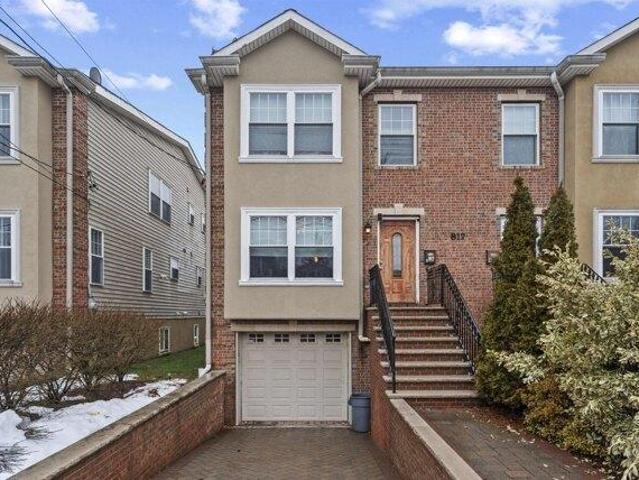 4 bedroom, Secaucus NJ 07094 LS102218203