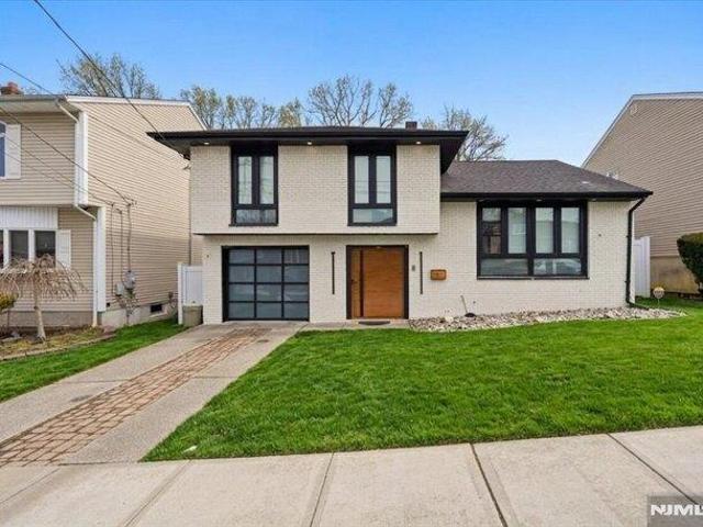 4 bedroom, Secaucus NJ 07094 LS102254192