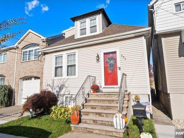 4 bedroom, Secaucus NJ 07094 LS102256644