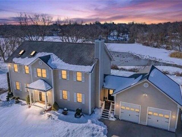 4 bedroom, Seekonk MA 02771 LS101604340