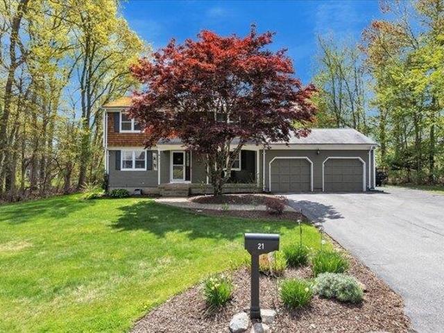 4 bedroom, Seekonk MA 02771 LS102584895