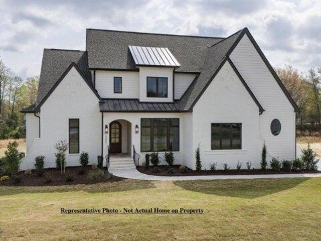 4 bedroom, Selma NC 27576 104898527