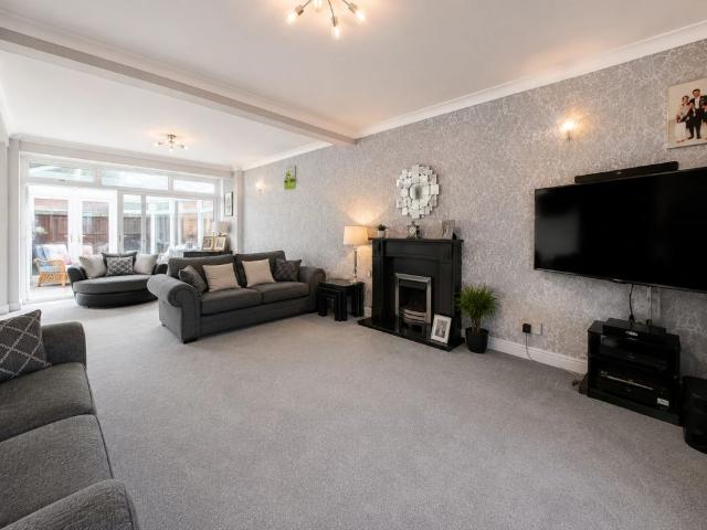 4 Bedroom Semi Detached
