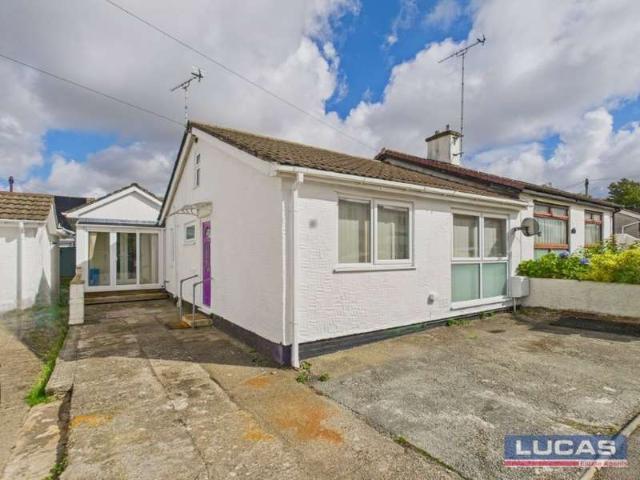 4 Bedroom Semi Detached Bungalow