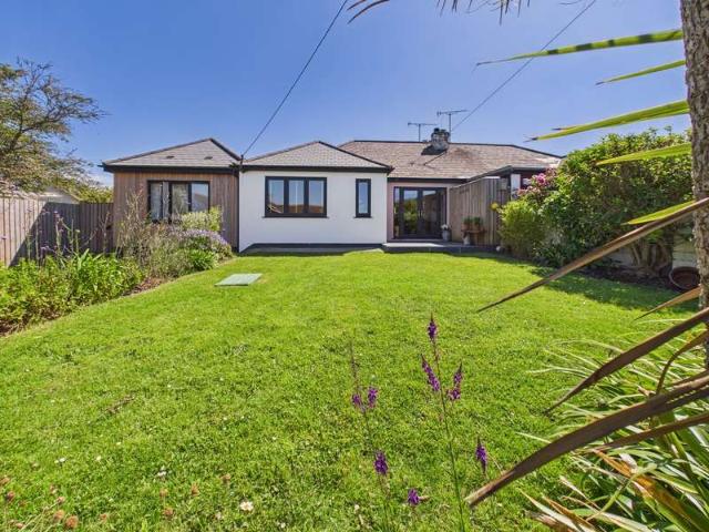 4 Bedroom Semi Detached Bungalow