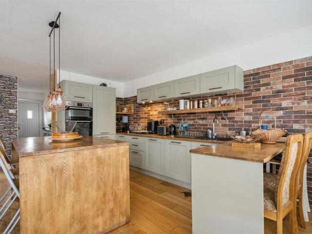 4 bedroom semi detached bungalow for sale