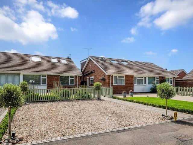 4 bedroom semi detached bungalow for sale