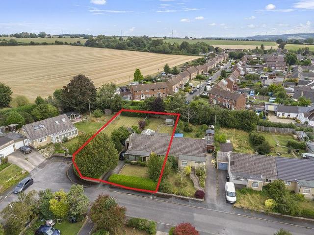 4 bedroom semi detached bungalow for sale