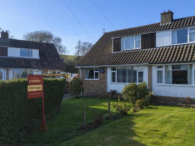4 bedroom semi detached bungalow for sale