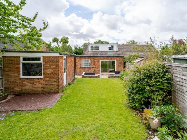 4 bedroom semi detached bungalow for sale