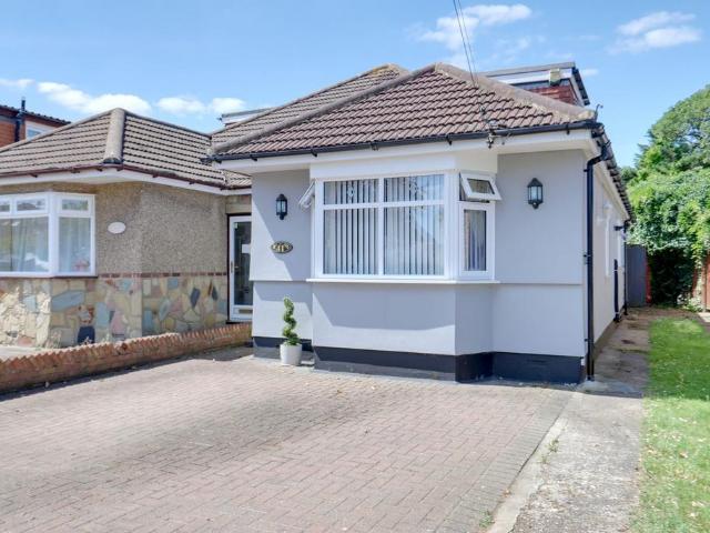 4 bedroom semi detached bungalow for sale