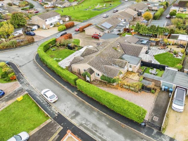 4 bedroom semi detached bungalow for sale