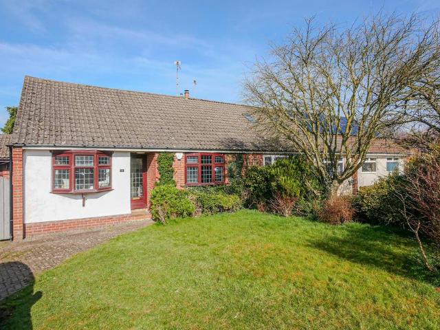 4 bedroom semi detached bungalow for sale