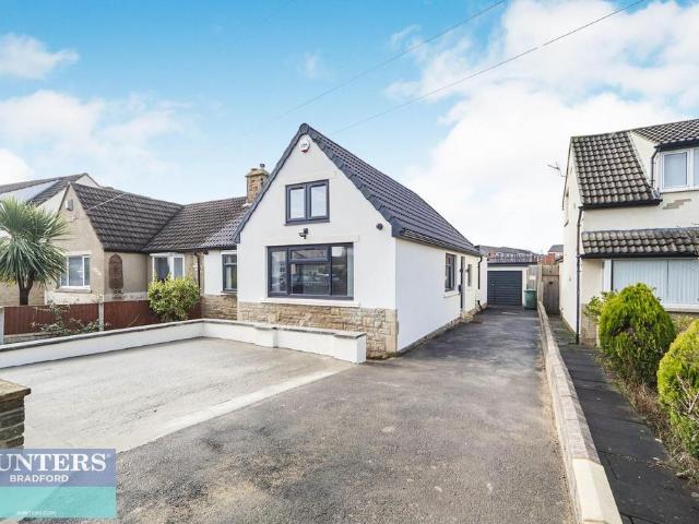 4 bedroom semi detached bungalow for sale