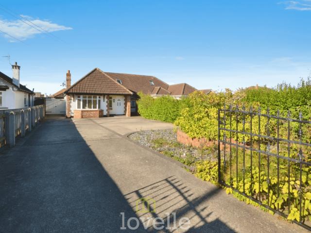 4 bedroom semi detached bungalow for sale