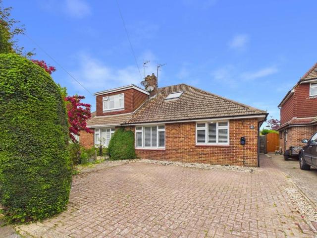 4 bedroom semi detached bungalow for sale