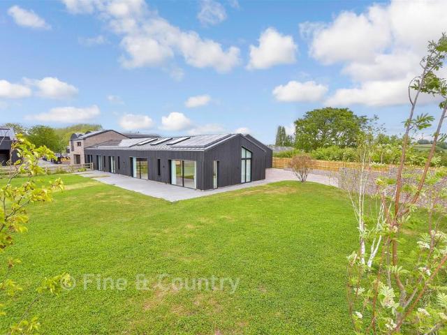 4 bedroom semi detached bungalow for sale