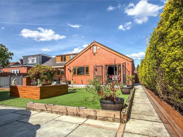 4 bedroom semi detached bungalow for sale