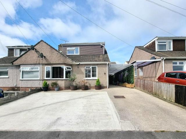 4 bedroom semi detached bungalow for sale