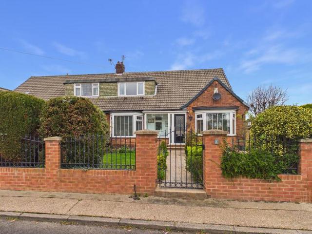 4 bedroom semi detached bungalow for sale