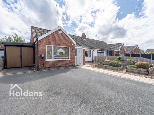 4 bedroom semi detached bungalow for sale