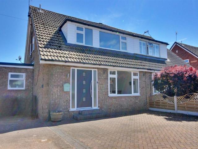 4 bedroom semi detached bungalow for sale
