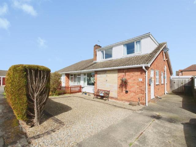 4 bedroom semi detached bungalow for sale