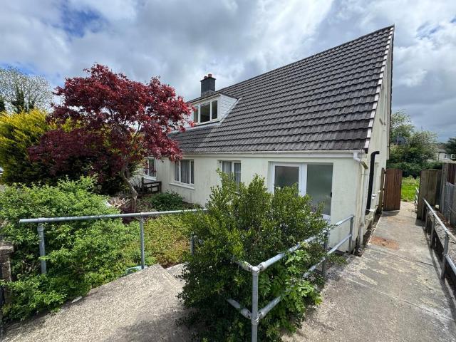 4 bedroom semi detached bungalow for sale