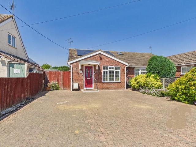 4 bedroom semi detached bungalow for sale