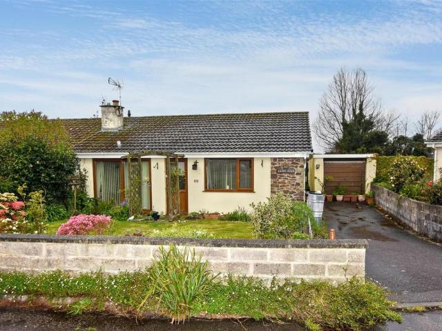 4 bedroom semi detached bungalow for sale