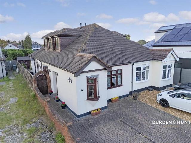 4 bedroom semi detached bungalow for sale