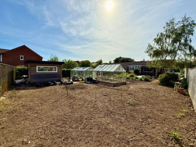 4 bedroom semi detached bungalow for sale in Thorp Arch, Wetherby, Grange Avenue, LS23
