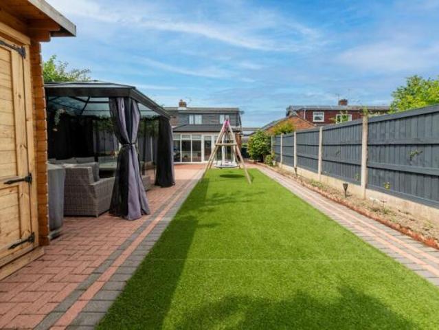 4 bedroom semi detached bungalow for sale in Wavertree Road, Chester, CH1