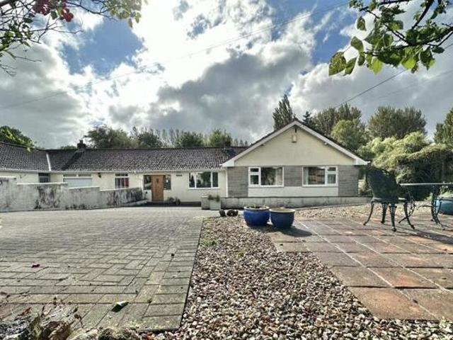 4 Bedroom Semi detached Bungalow For Sale In Cross