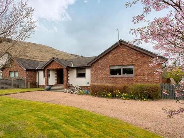 4 Bedroom Semi detached Bungalow For Sale In Fearnan, Kenmore